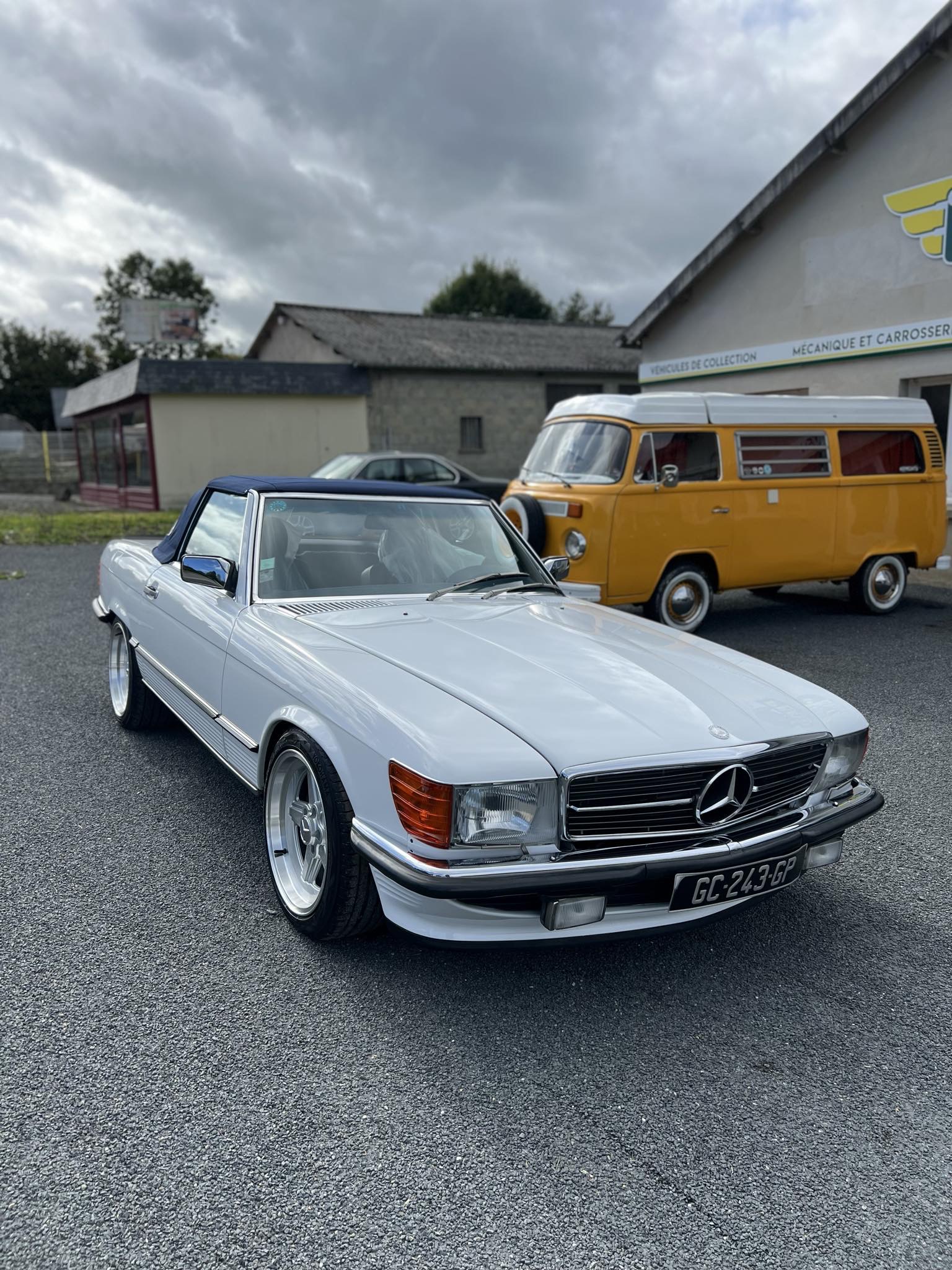 MB R107 560SL – EFI, pulleys, tri-y exhaust, 6.0 liters engine. - Elbe ...